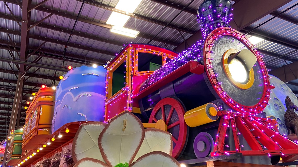 PHOTOS: Bacchus parade goes to the "Wild Wild West" | wwltv.com