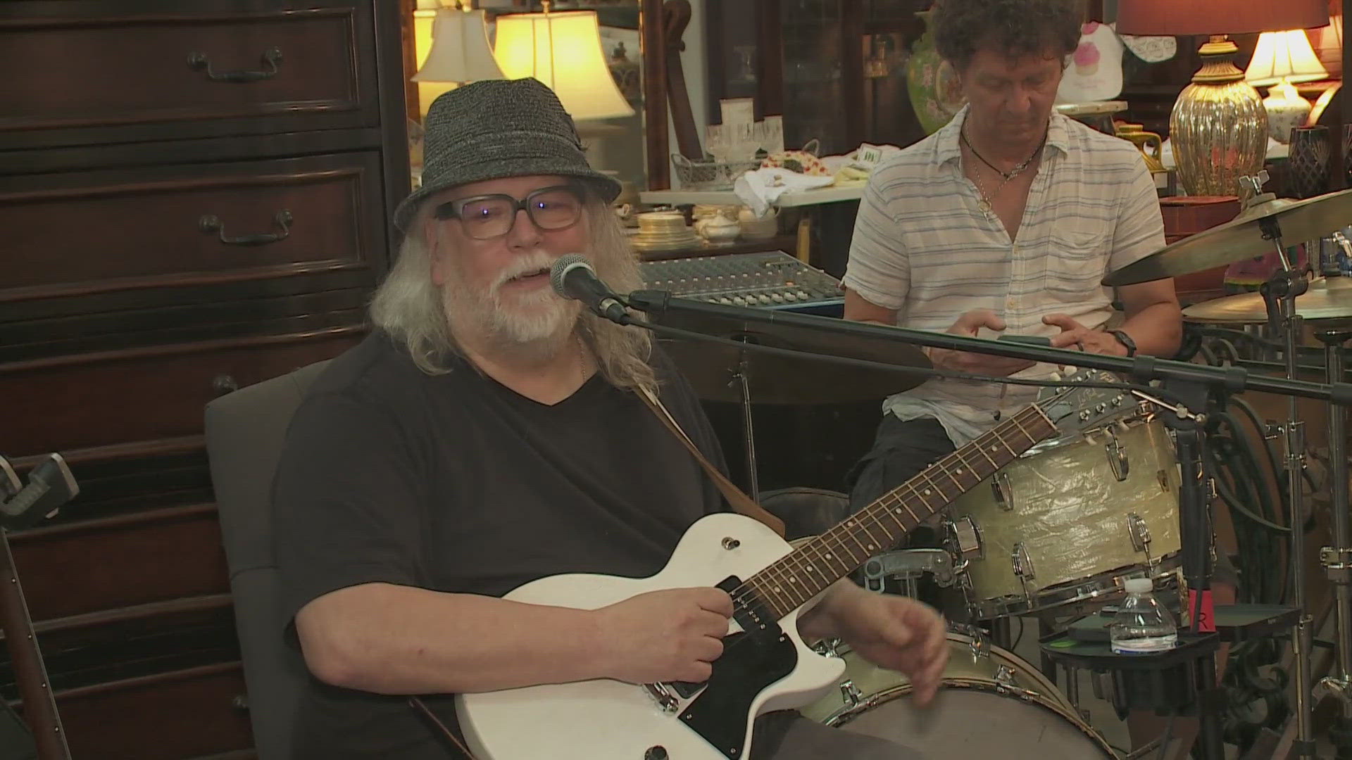 Legendary WWL anchor Eric Paulsen dies after courageous cancer battle ...