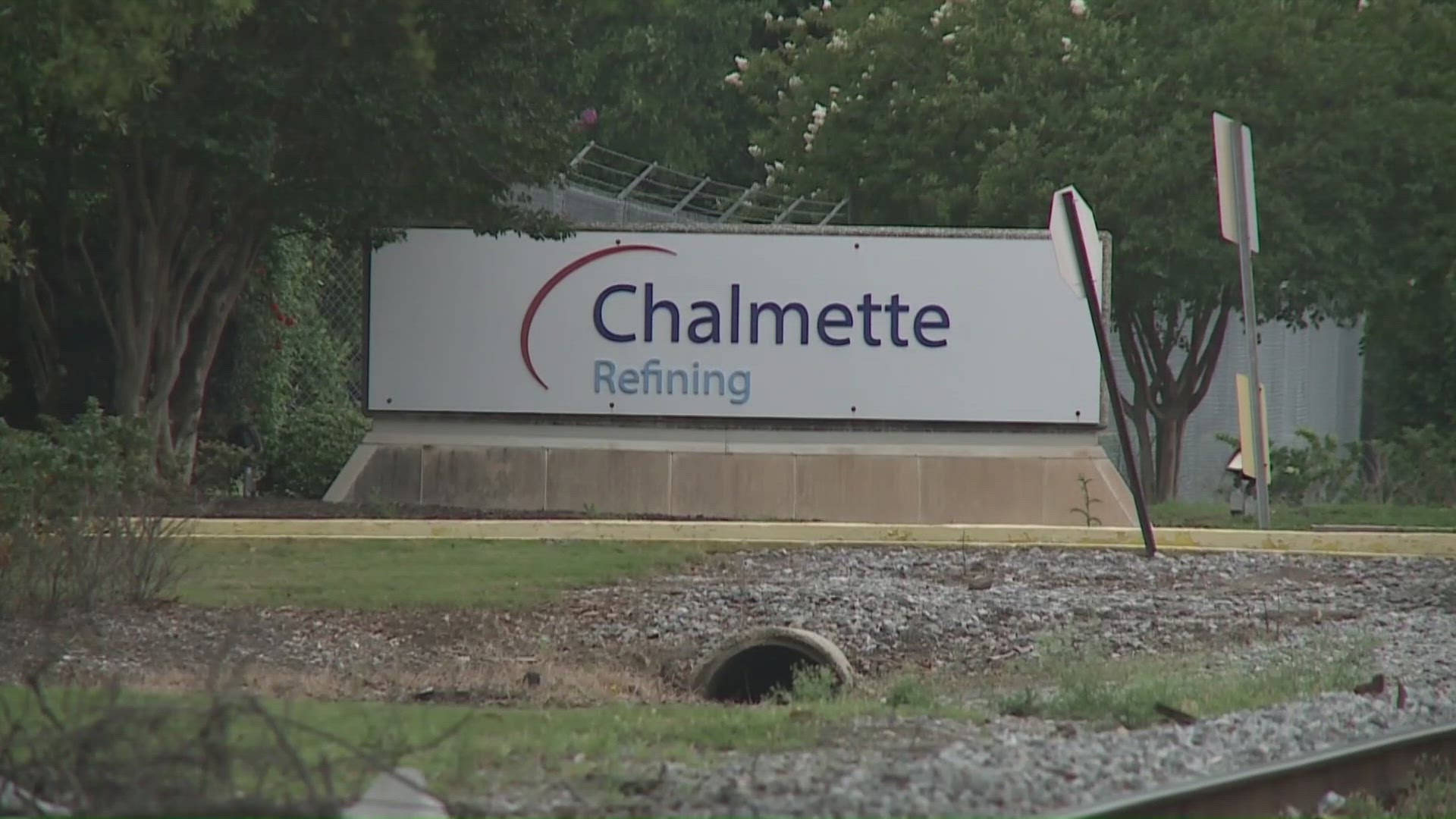 Chalmette Refinery explosion, fire rocks residents | wwltv.com