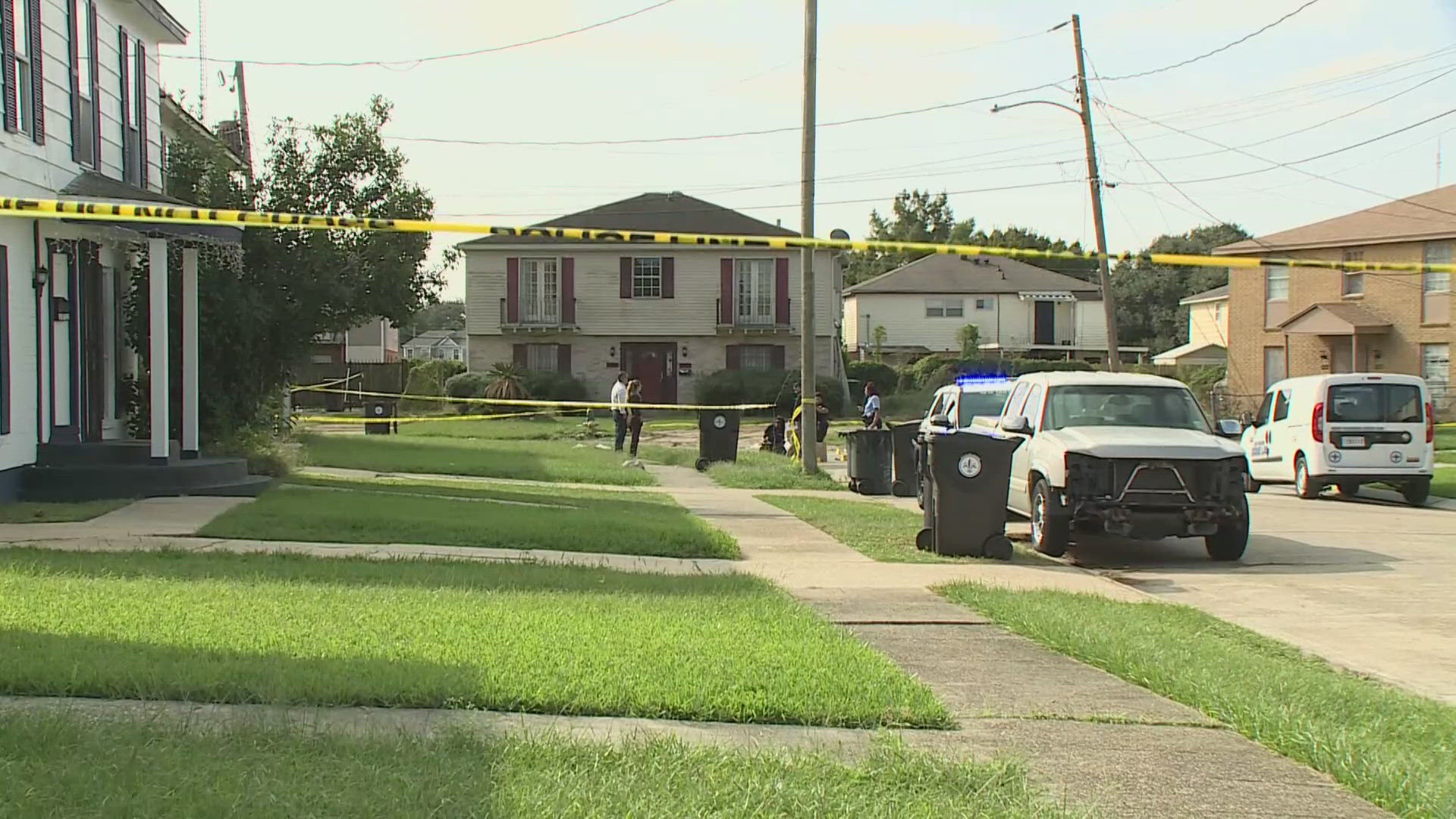 NOPD: Teen girl and man dead after shooting in Algiers | wwltv.com