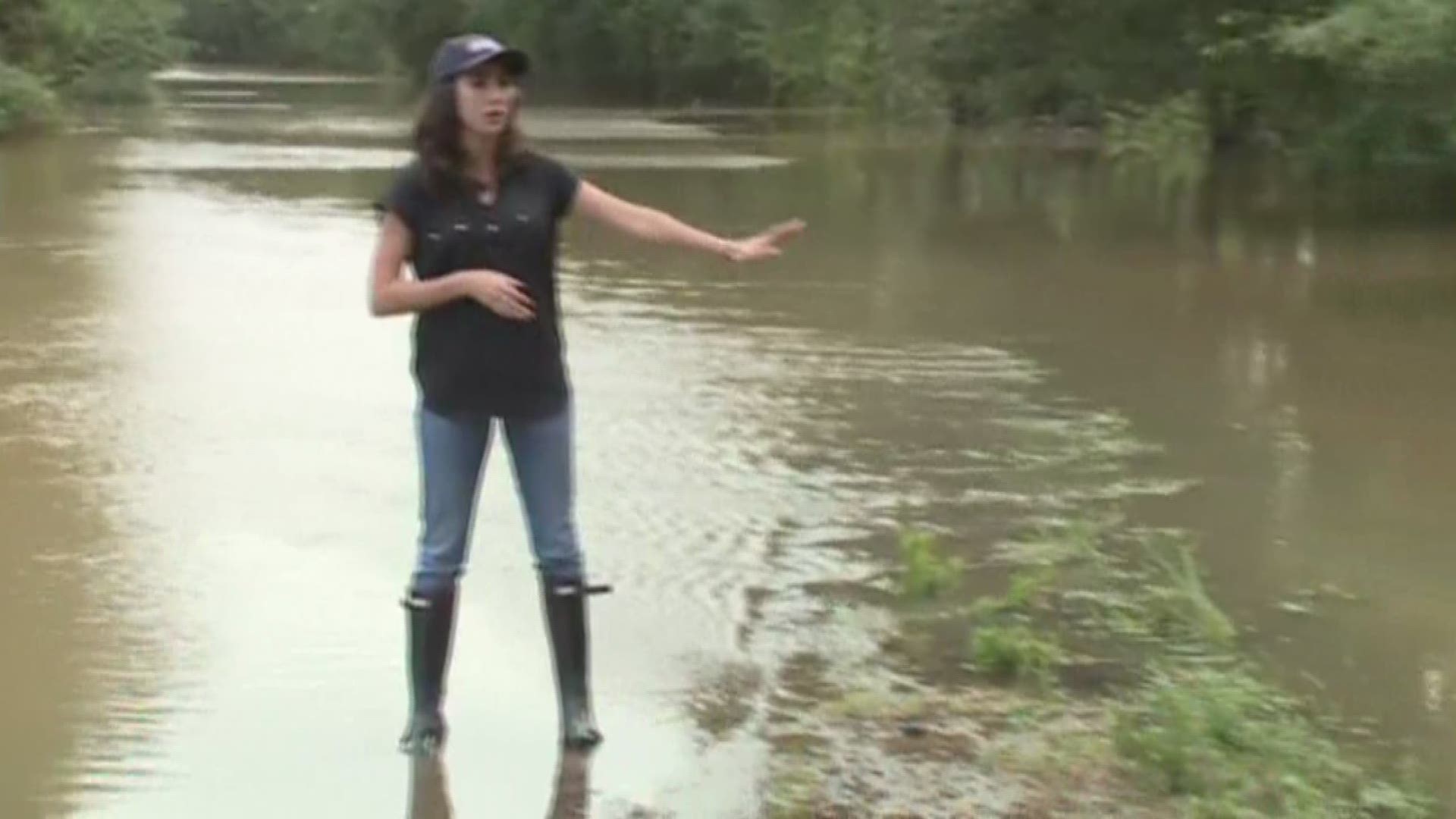 Reporter Lauren Bale gives an update from the flooding in Independence ...