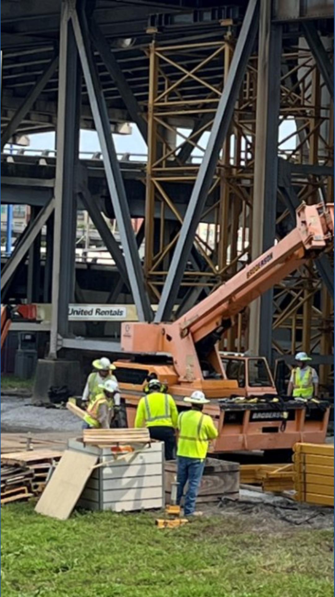 Garbage truck to be removed from I-10 ramp at Carrollton after long ...
