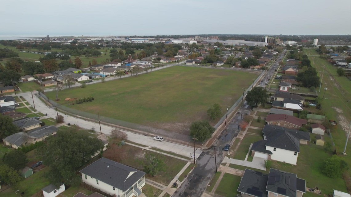 Pontchartrain Park residents at odds with the Orleans School Board over ...