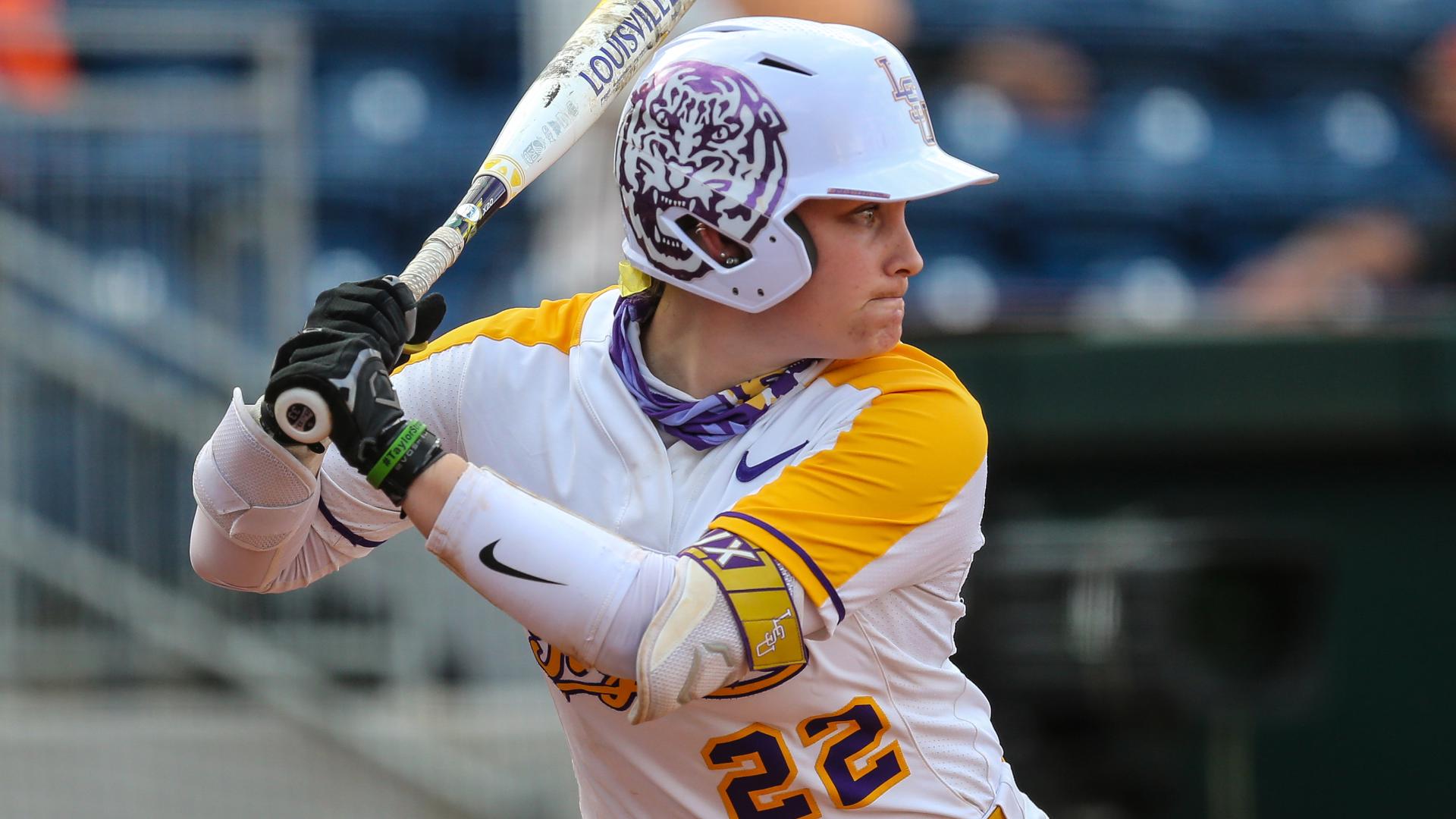 Berzon, Lynch's grand slam help LSU beat Stanford 11-1 in Game 1 of ...