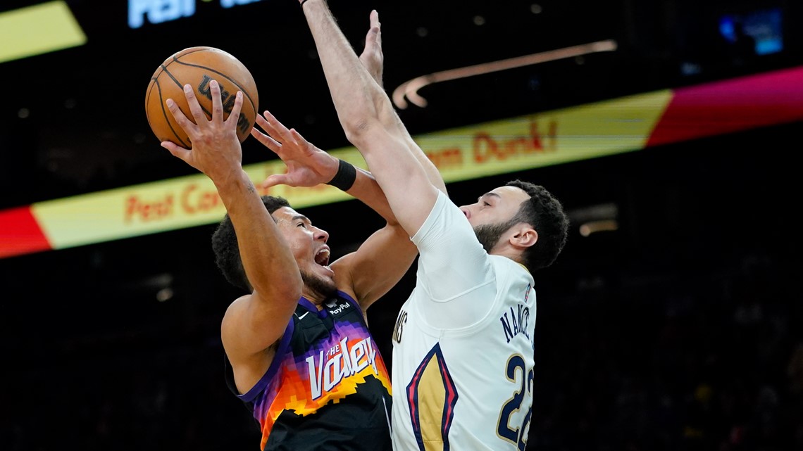 Suns' Devin Booker has hamstring strain, status uncertain | wwltv.com