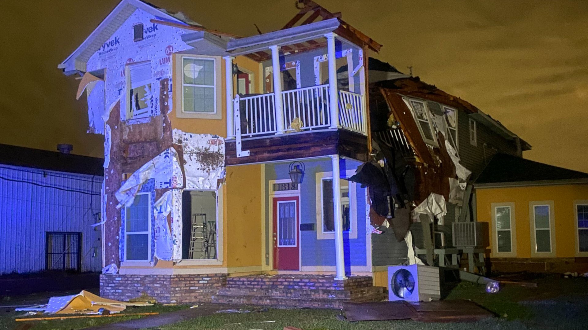 1 dead, thousands without power, homes damaged as tornadoes sweep ...