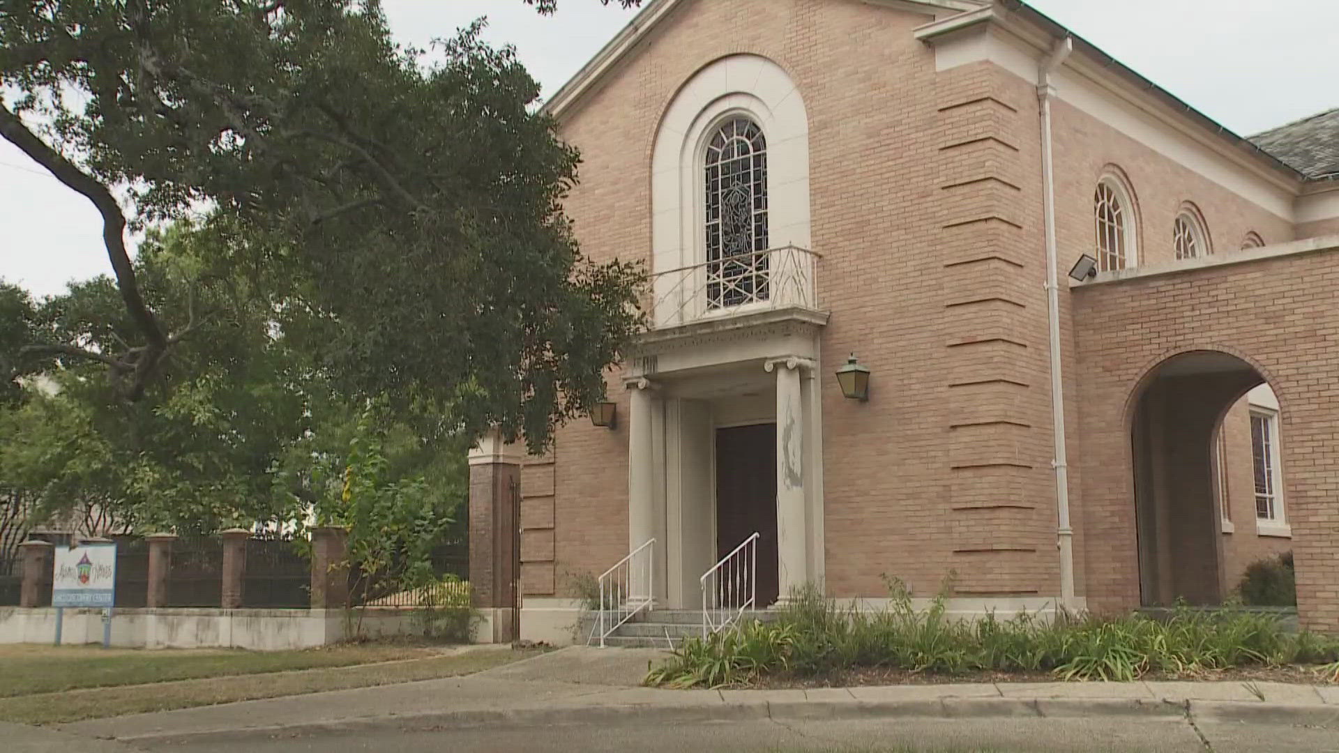 Local Chef’s Alleged Killer Dies After Carjacking in New Orleans ...