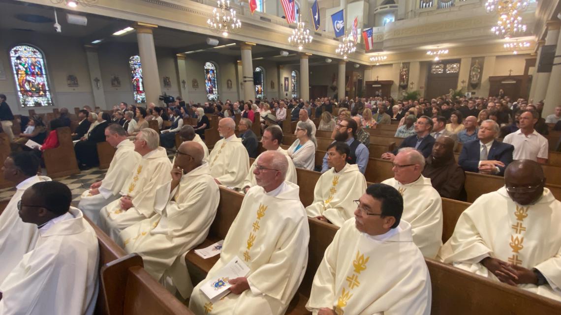St. Louis Cathedral hosts memorial for Pope Francis in New Orleans ...