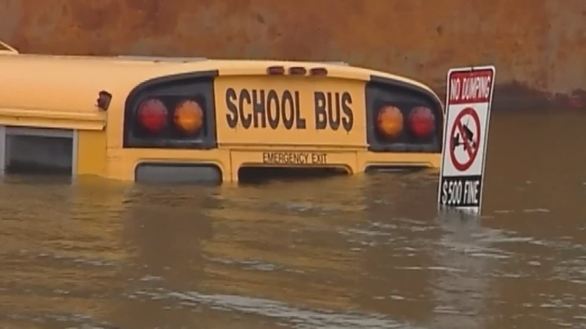 Live Coverage of Hurricane Katrina: Friday - September 2, 2005 | wwltv.com
