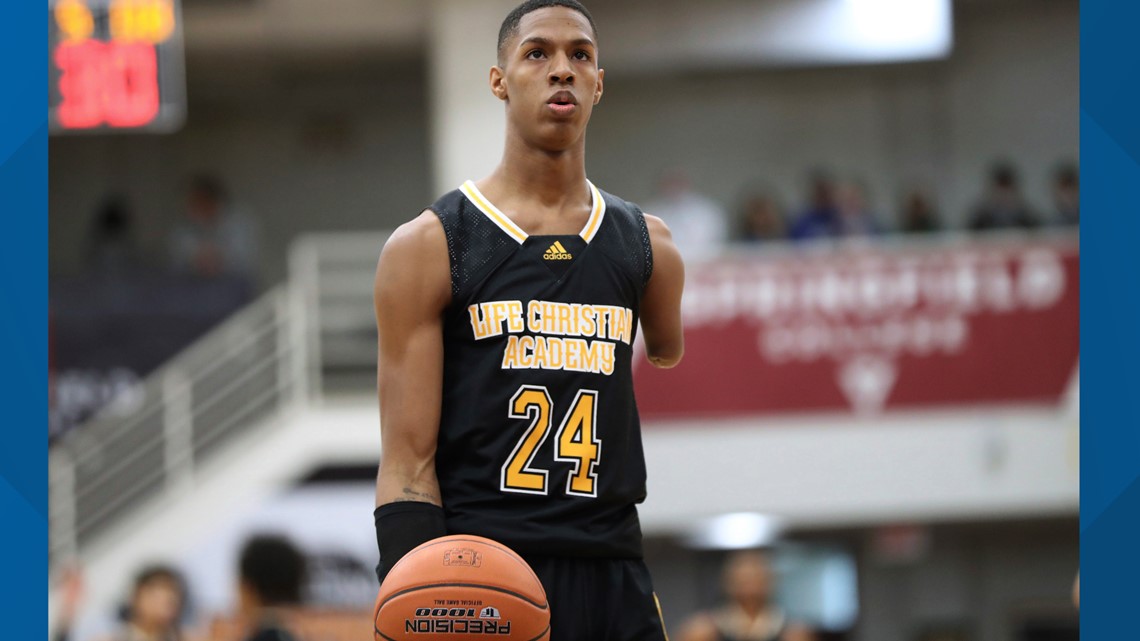 One-armed player for Northwestern St scores first points | wwltv.com