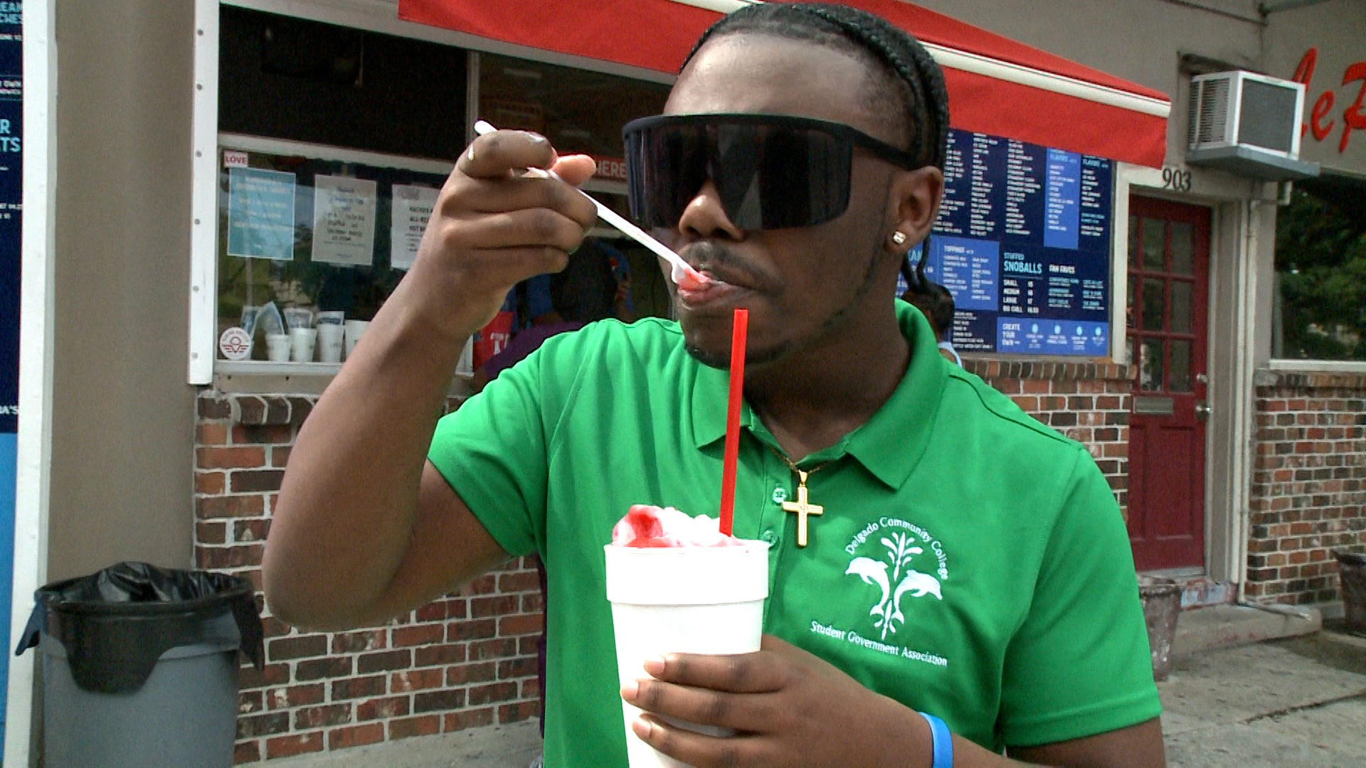 Recipe: Doberge torte with caramel filling and chocolate meringue ...