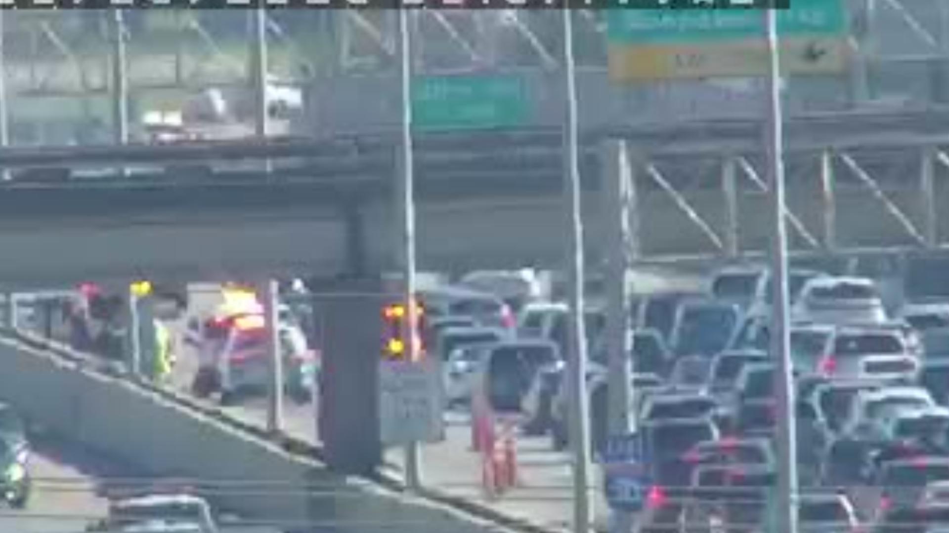All lanes reopen after a crash on I-10 East in Metairie caused major ...