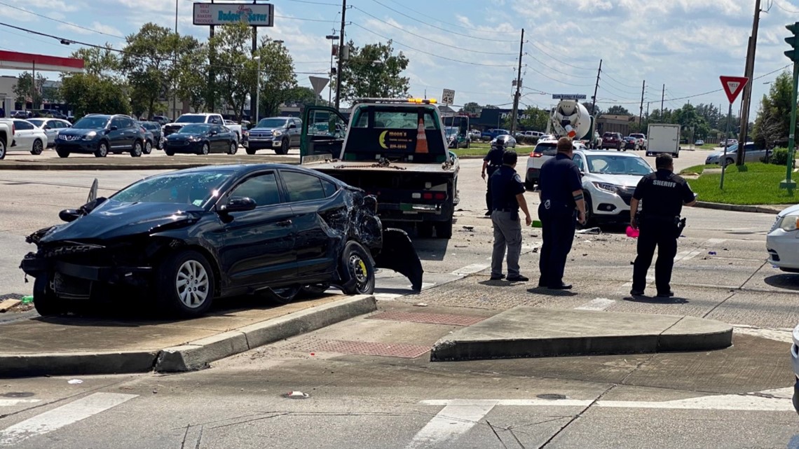JPSO chase ends in car crash, several injuries, 3 teenage suspects ...