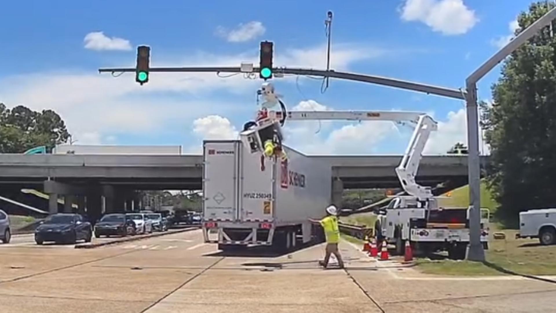 Livingston Parish eectrical worker survives lift truck collision ...
