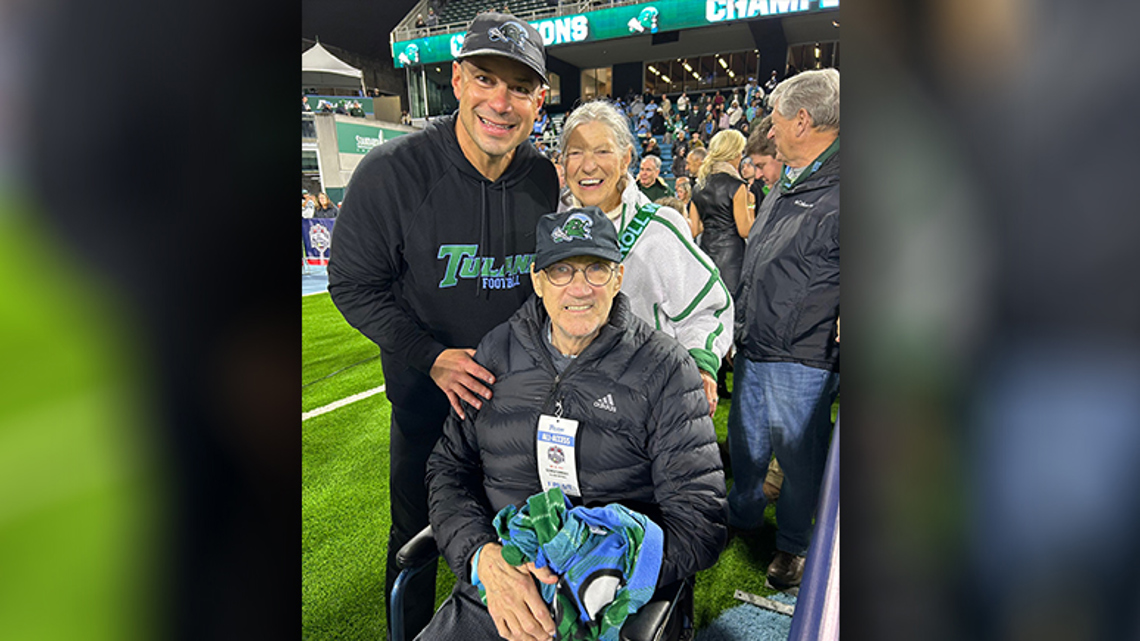 ‘Love you always, Dad’: Tulane coach Sumrall grieves loss as team nears ...
