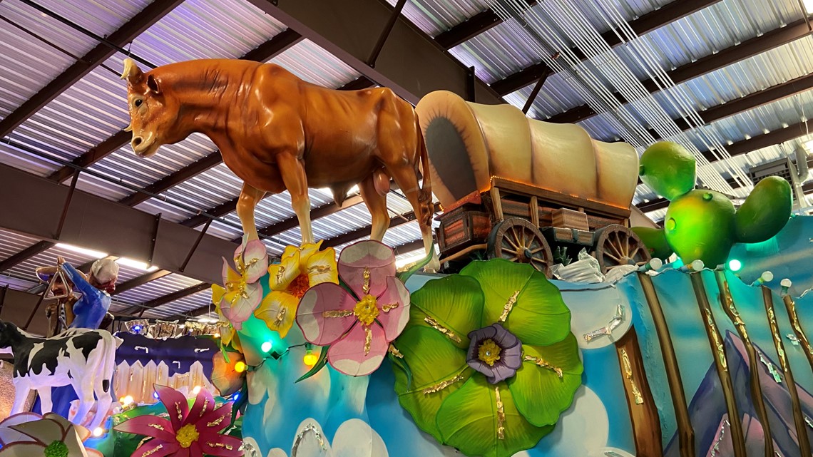 PHOTOS: Bacchus parade goes to the "Wild Wild West" | wwltv.com