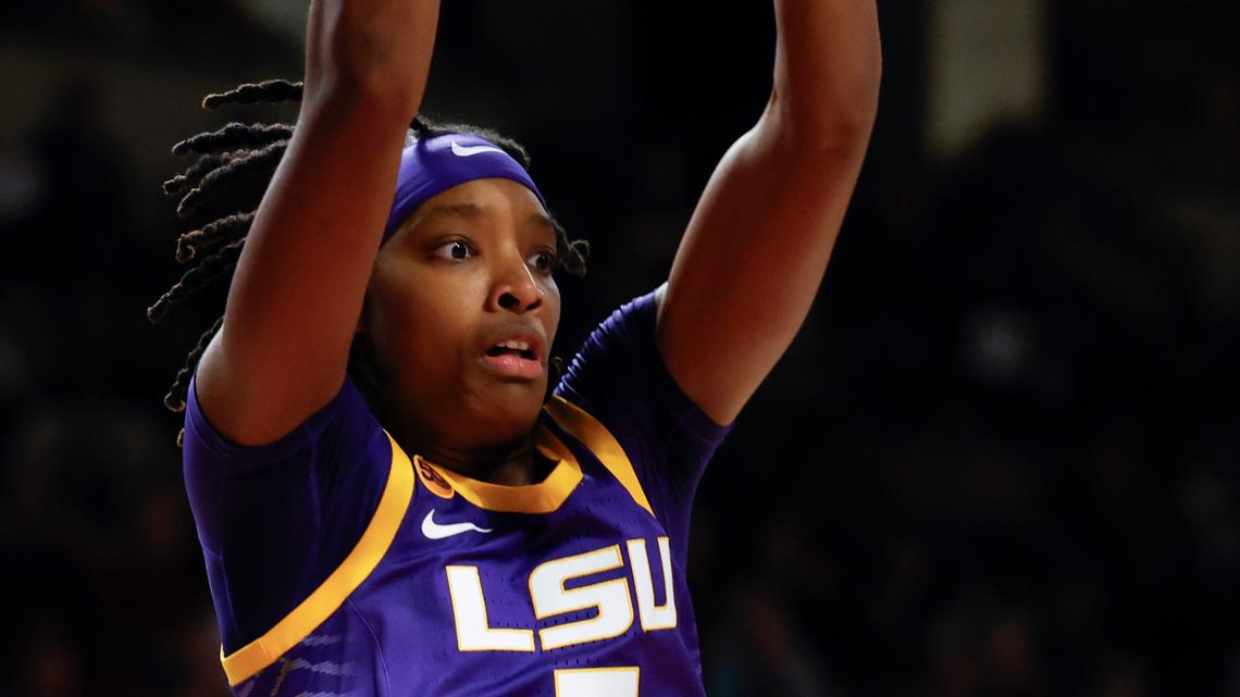 LSU's Sa’Myah Smith and Oklahoma's Liz Scott ejected after altercation ...