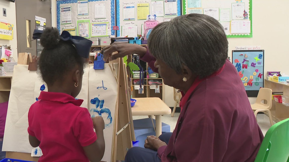 Foster grandparents enrich New Orleans Head Start program | wwltv.com