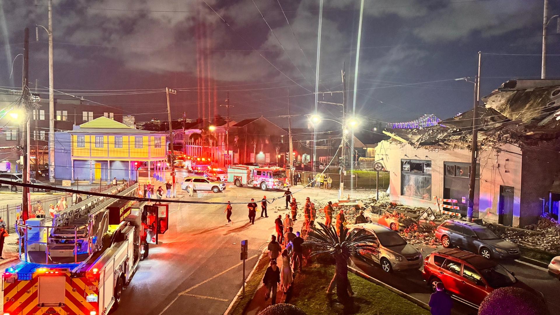 Magazine Street Building Collapse: Cars Damaged, Businesses Evacuated ...