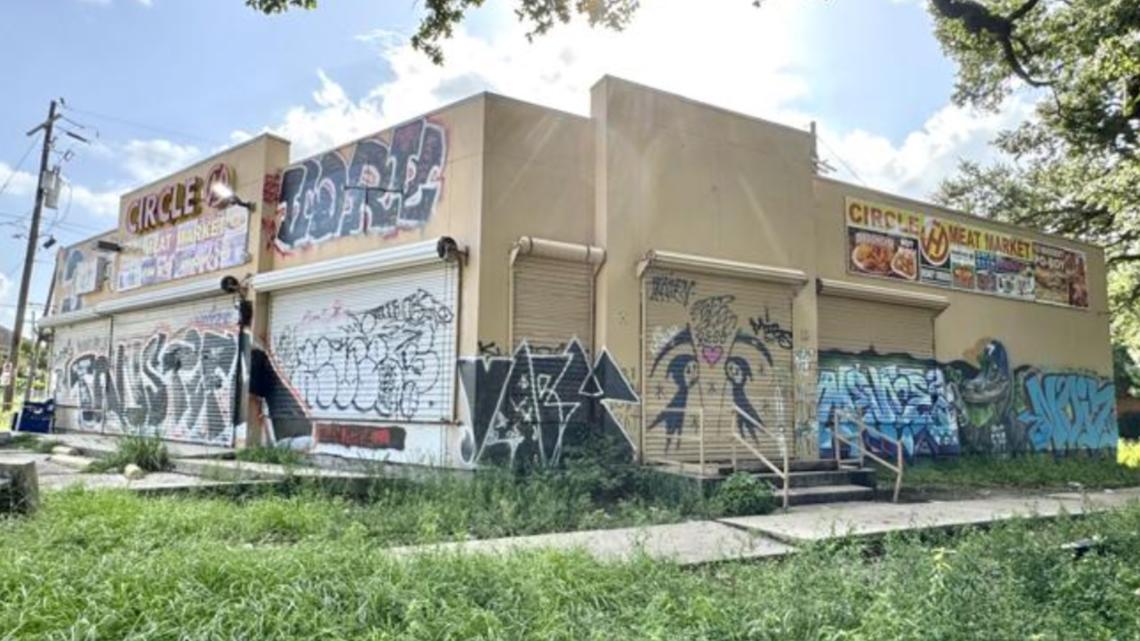 New Orleans councilmember proposes higher fines to fight graffiti ...