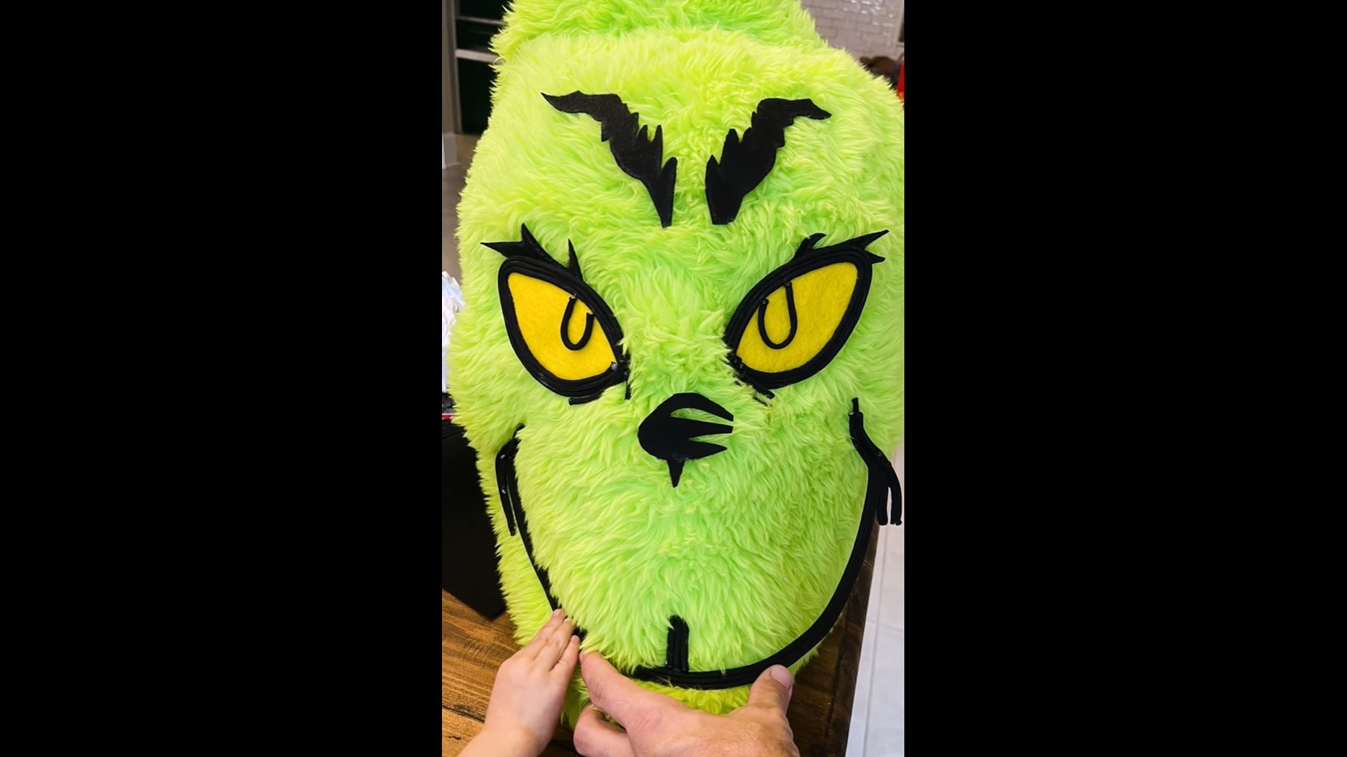 Skeleton decoration transformed into extra-large Grinch | wwltv.com