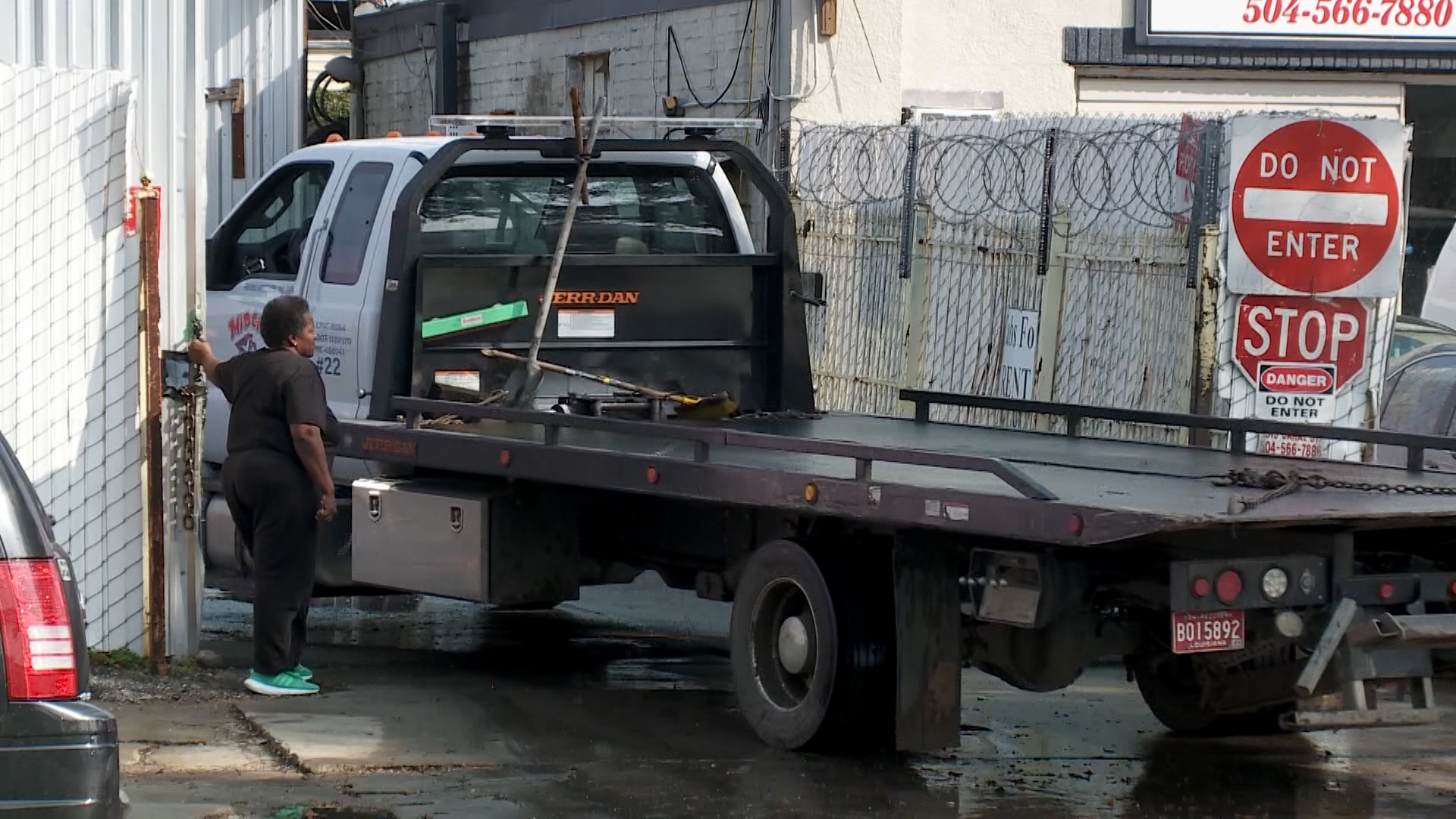 'Trucks are nonstop' | Neighbors on illegal operation of tow yard in ...