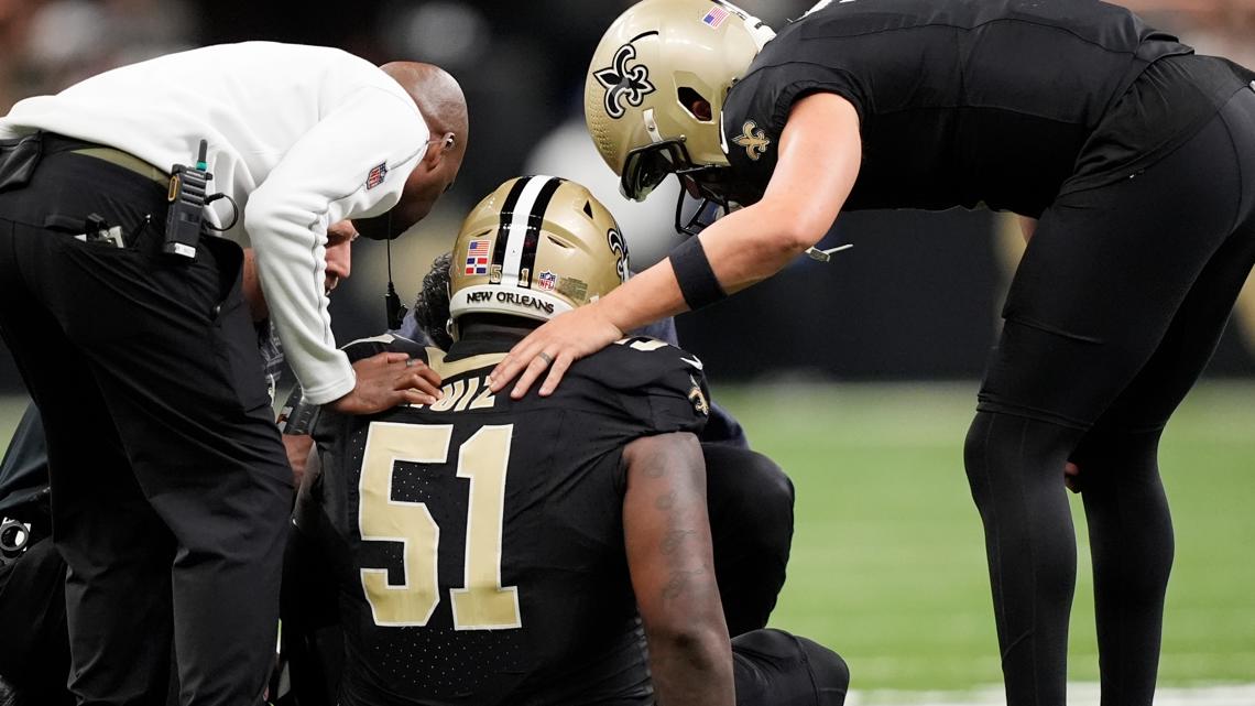 Erik McCoy injured against Eagles | wwltv.com