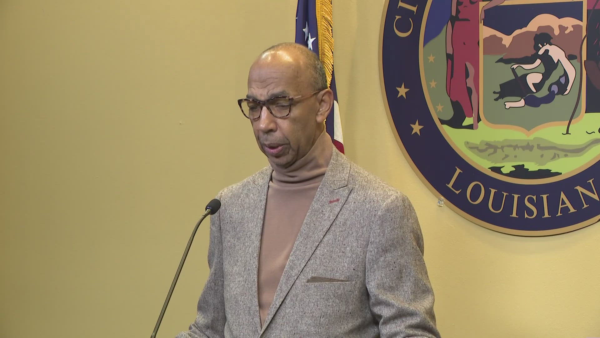 Chef Kevin Belton's buttermilk biscuits with honey | wwltv.com