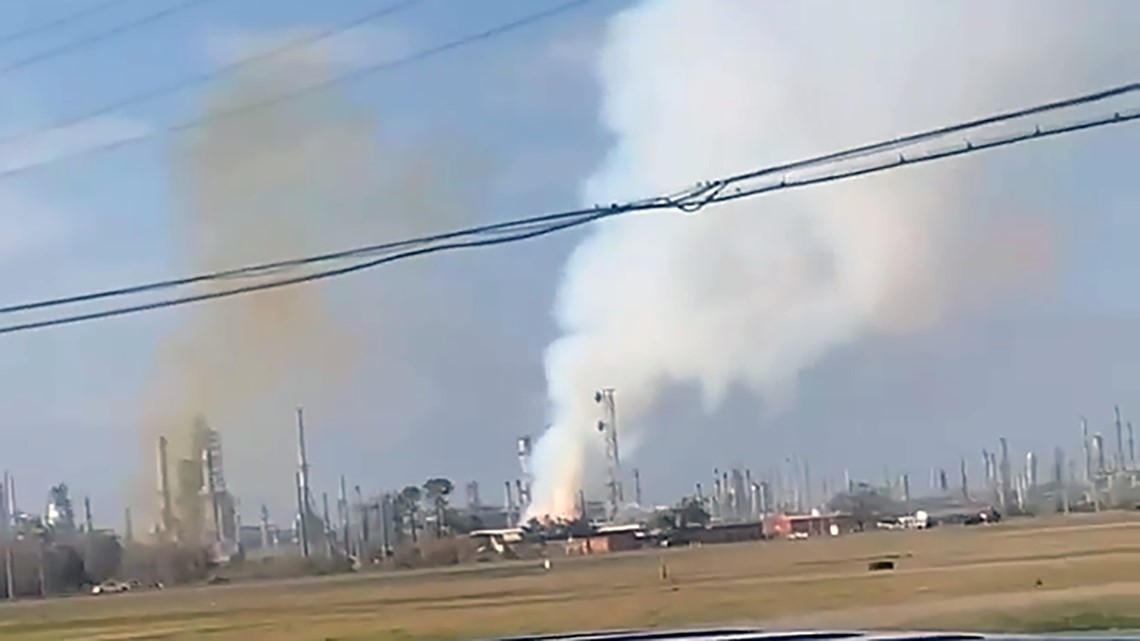 Explosion reported at Louisiana refinery, authorities responding ...