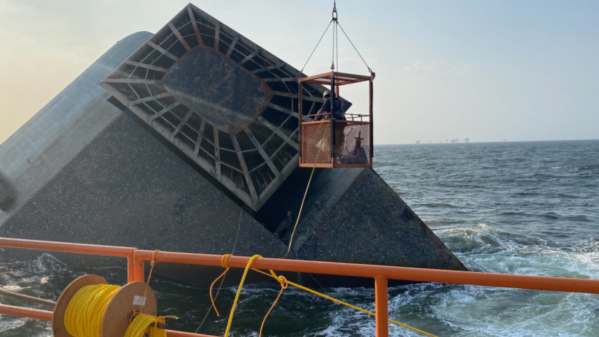 New report details what happened just before Seacor Power capsized ...