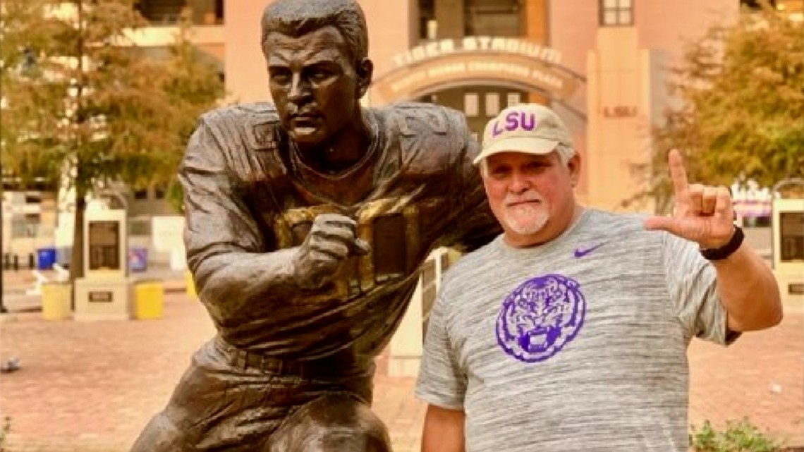 LSU Super Fan to attend 500th straight game Saturday | wwltv.com