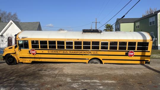 School bus with students got stuck in a pothole Tuesday and then it ...