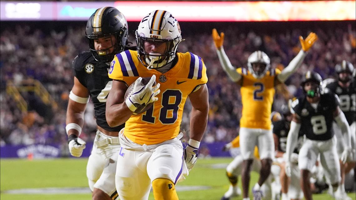 Josh Williams runs for 3 TDs, LSU beats Vanderbilt 24-17, snaps 3-game ...