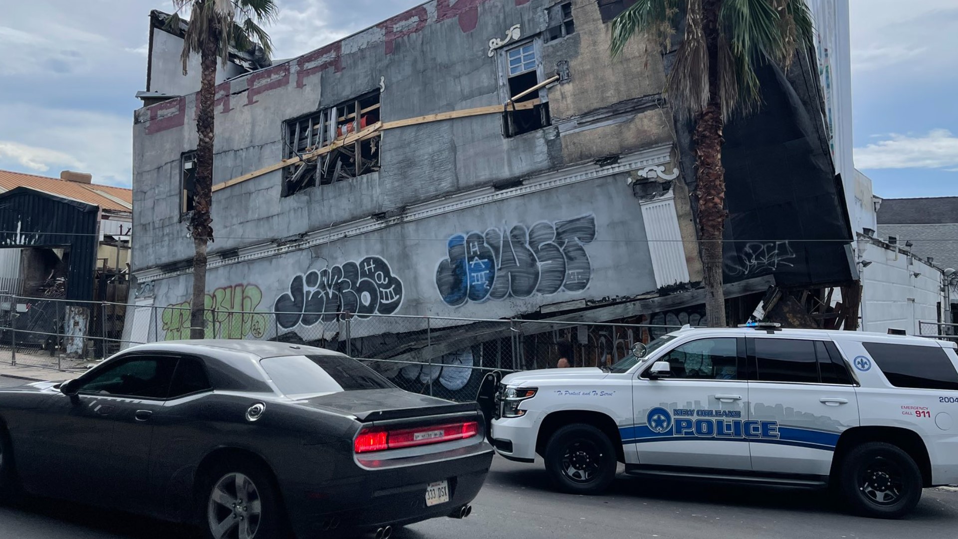 Historic building on Claiborne partially collapses | wwltv.com