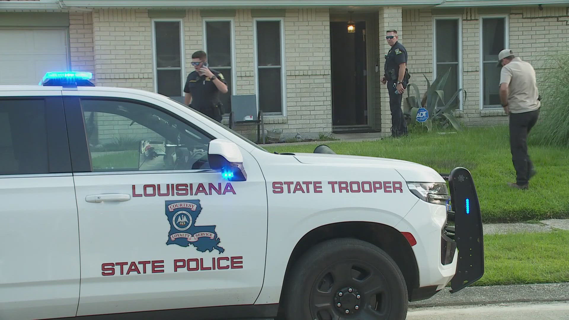 Third woman accused in aiding escaped New Orleans inmate faces charges ...