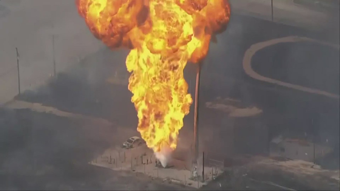 Natural gas pipeline fire in Houston | wwltv.com