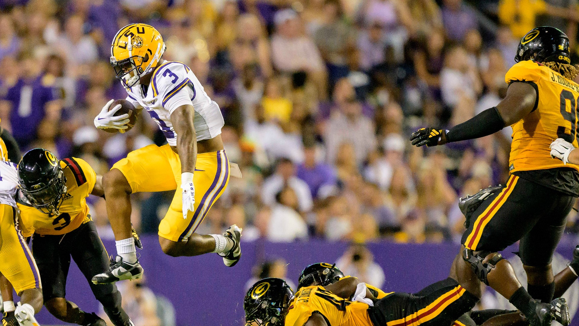 LSU slams Grambling 72-10 | wwltv.com