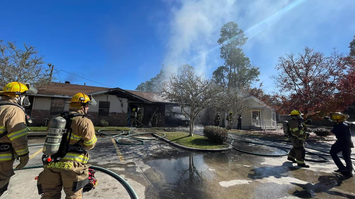 St. Tammany Fire Protection District 1 battles fire in Slidell | wwltv.com