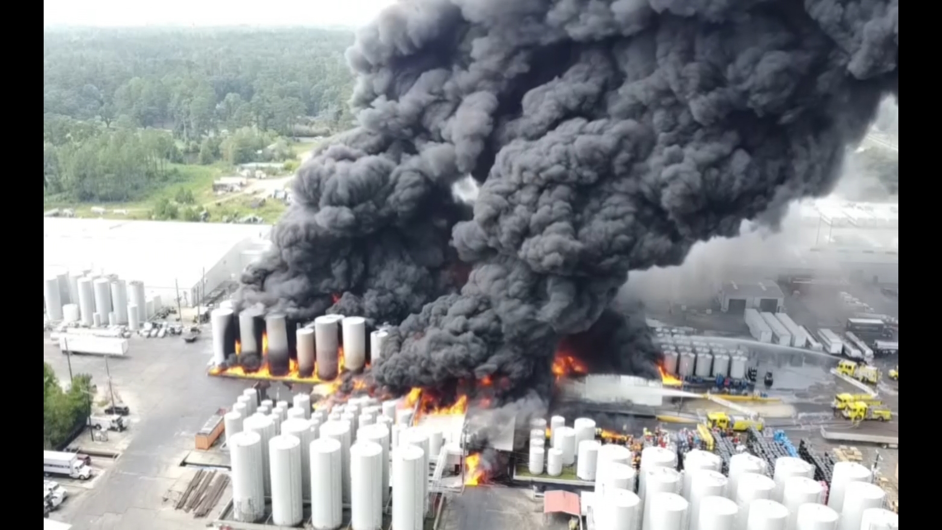 Viewer Photos, Videos Capture Roseland Explosion | wwltv.com