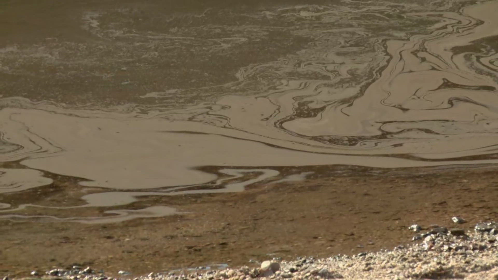 Crews manage recovery at Smitty's Supply fire site | wwltv.com