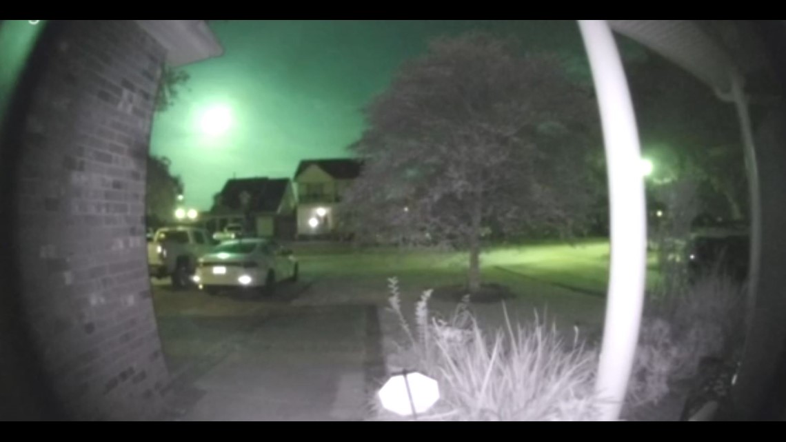 Caught on video: Possible meteor streaks across the sky in South ...