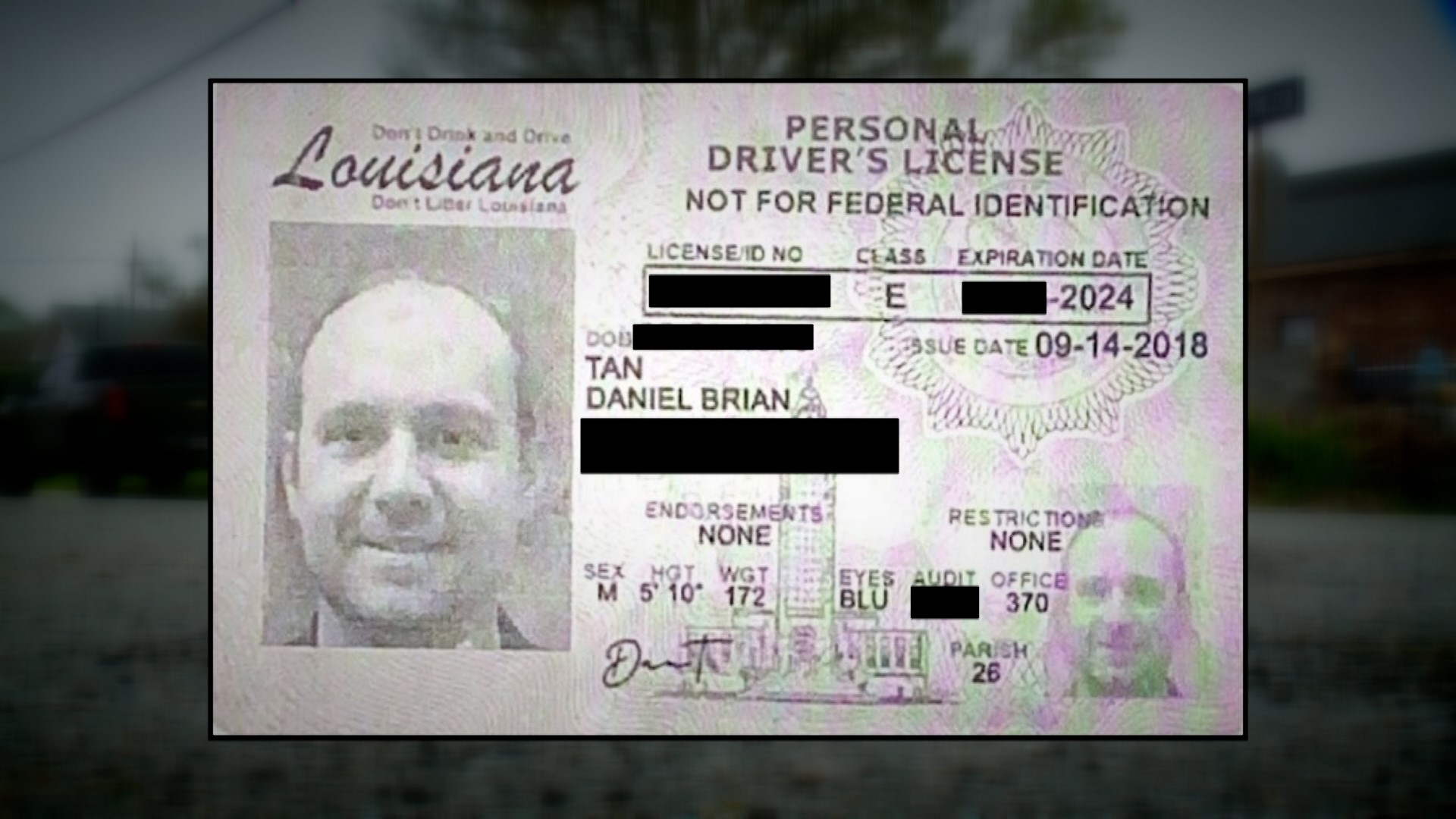 Scammers are using fake IDs, forged documents to sell vacant lots they ...
