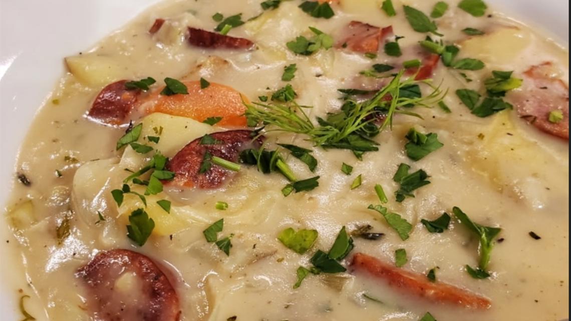 Chef Kev shares his smothered chicken and gravy recipe | wwltv.com