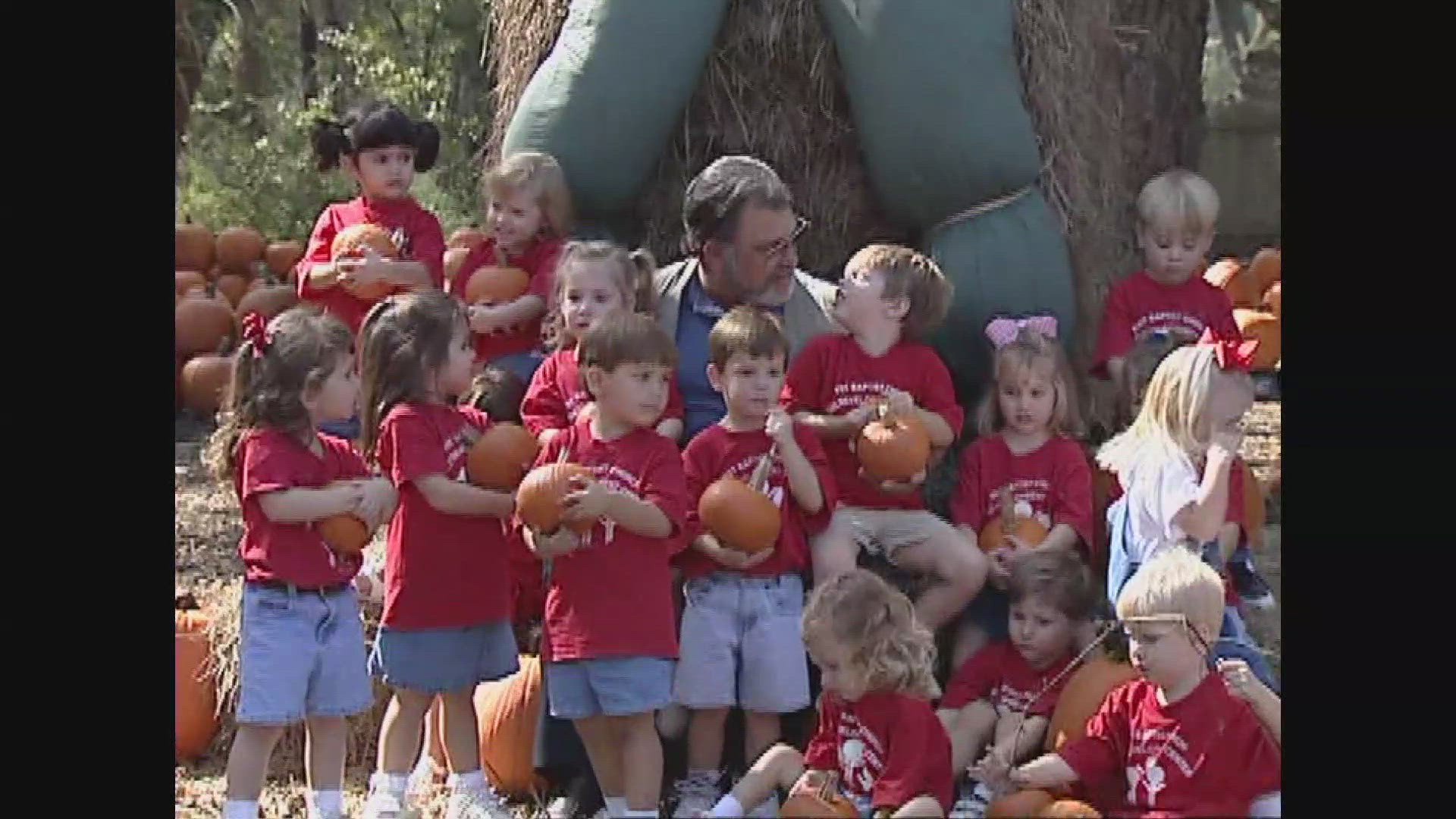 Finding the Perfect Pumpkin: WWL Flashback with Late Frank Davis ...