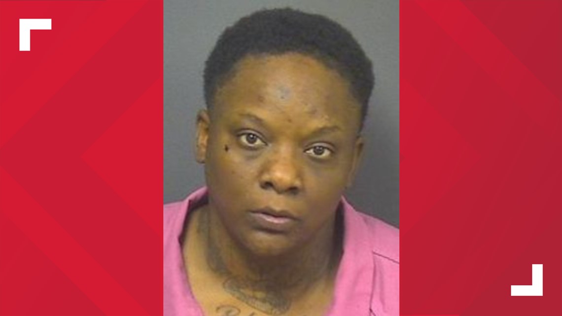 Woman shoots and kills girlfriend from 18-wheeler, Baton Rouge police ...