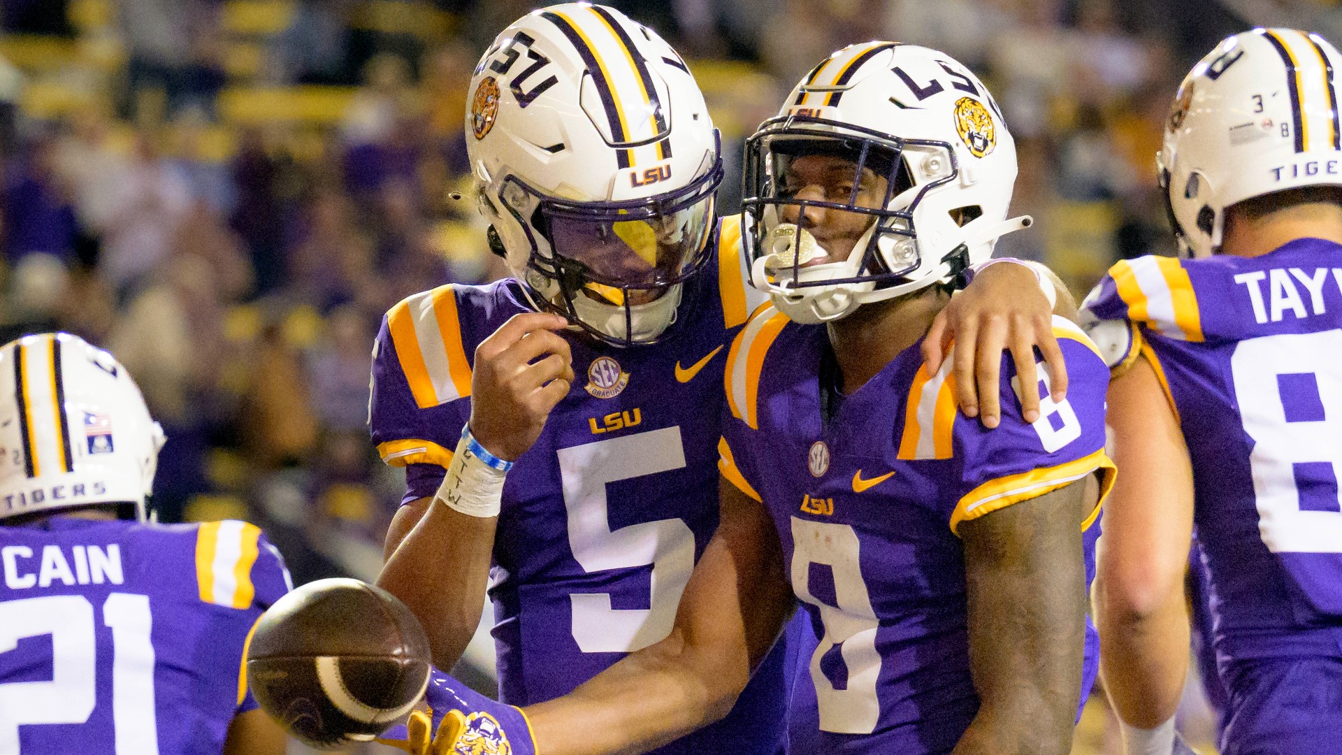 LSU's Jayden Daniels, Malik Nabers named finalists for prestigious college football awards ...