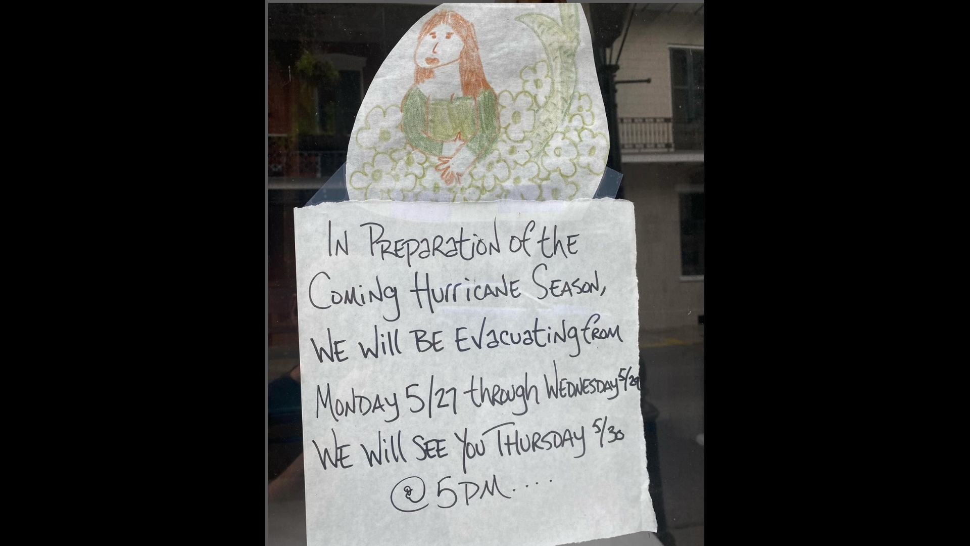 New Orleans restaurant's daily signs steal the spotlight | wwltv.com