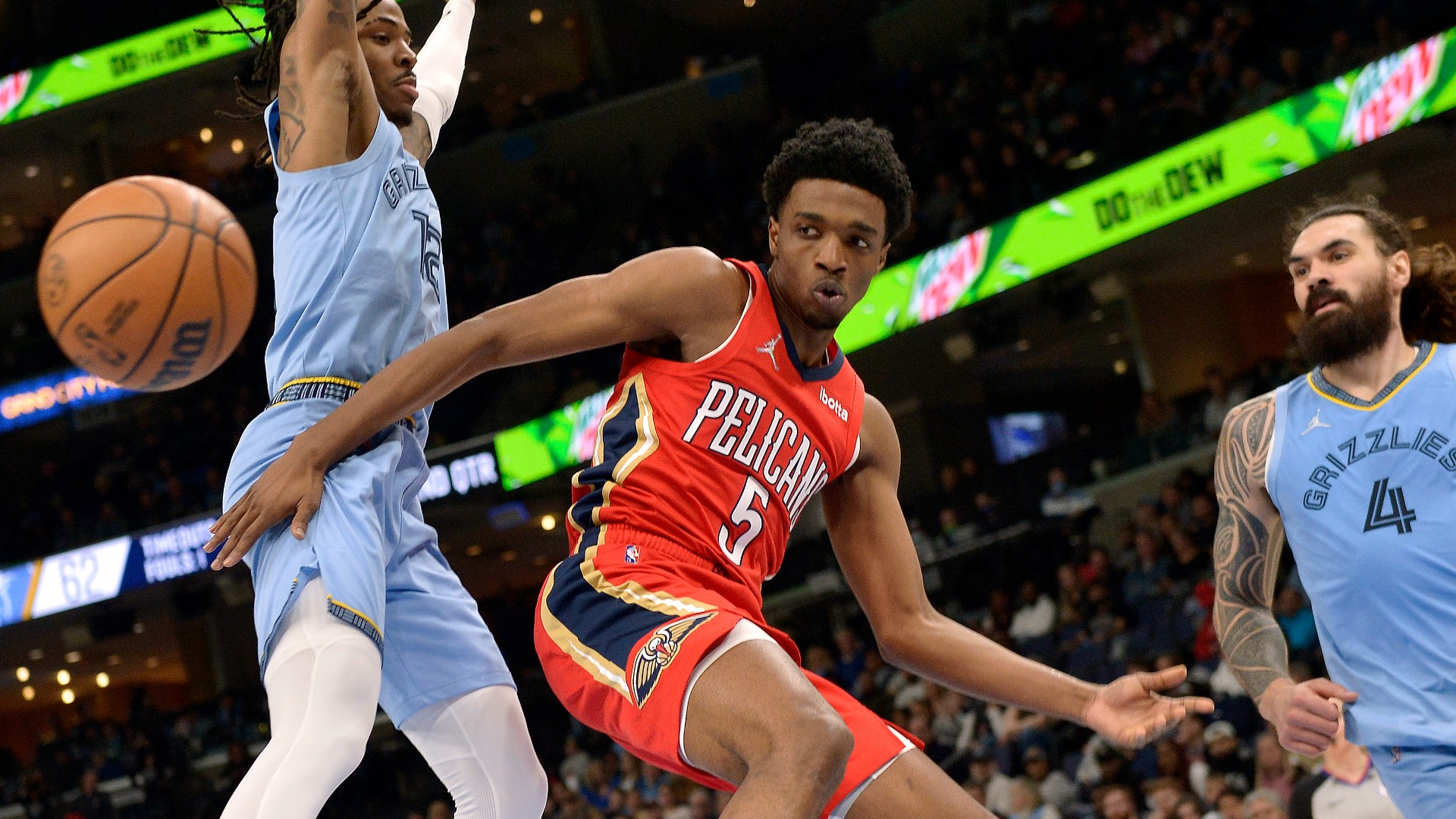 Herb Jones gets 4 yr, $54m extension to stay with the Pelicans | wwltv.com