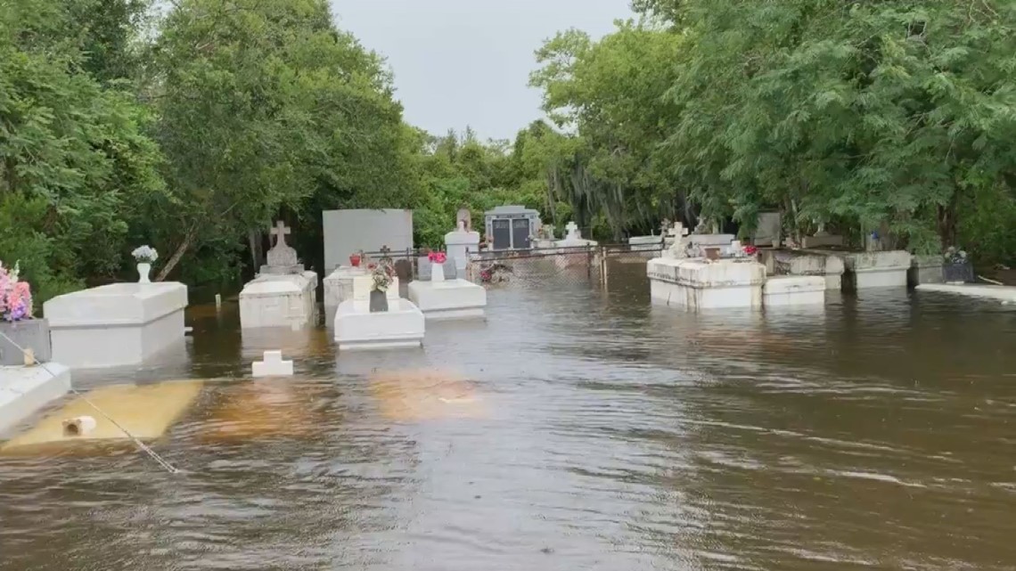 Tropical Storm Barry's waters flood cemetery in lower Lafitte | wwltv.com