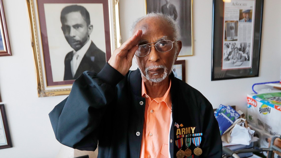 Johnnie Jones, civil rights lawyer and WWII veteran, dies | wwltv.com
